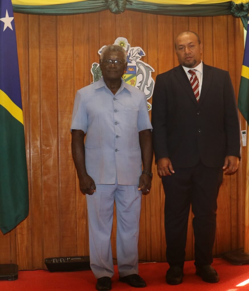 Soaki: SI High Com Designate To PNG - Sunday Isles